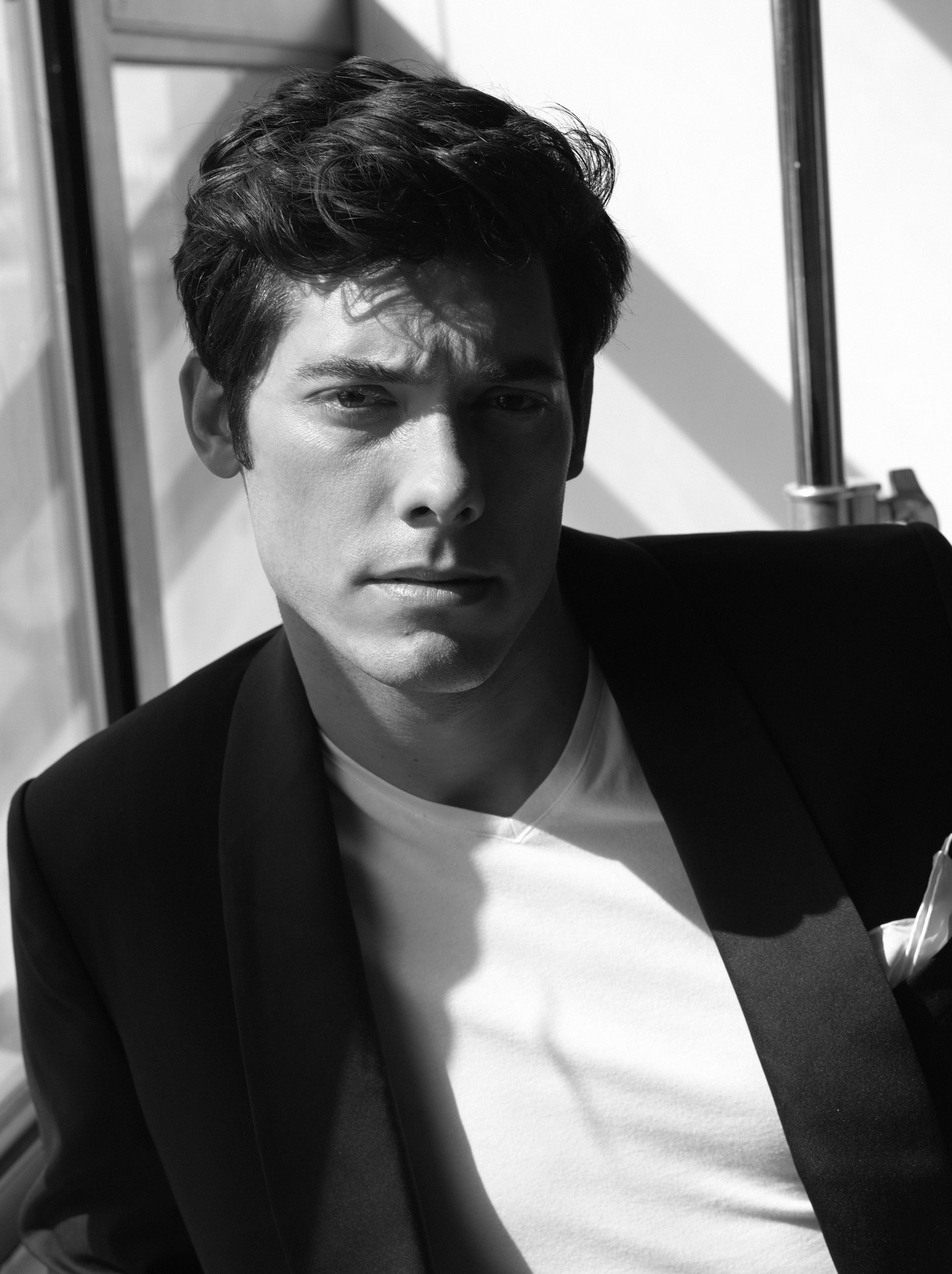 Matthew Knowles: US Athlete to Blockbuster Actor in China