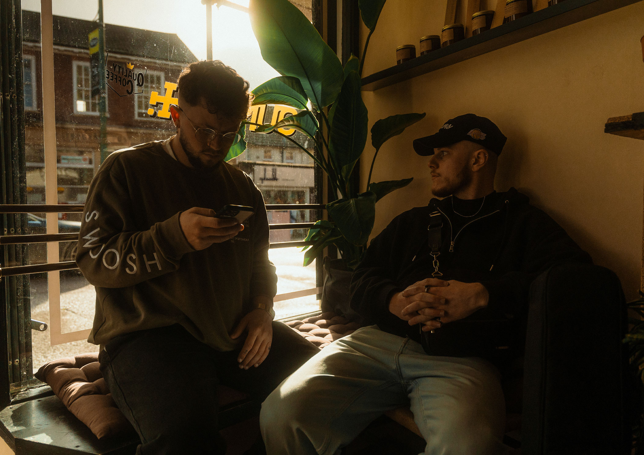 BLVCK VIØLET