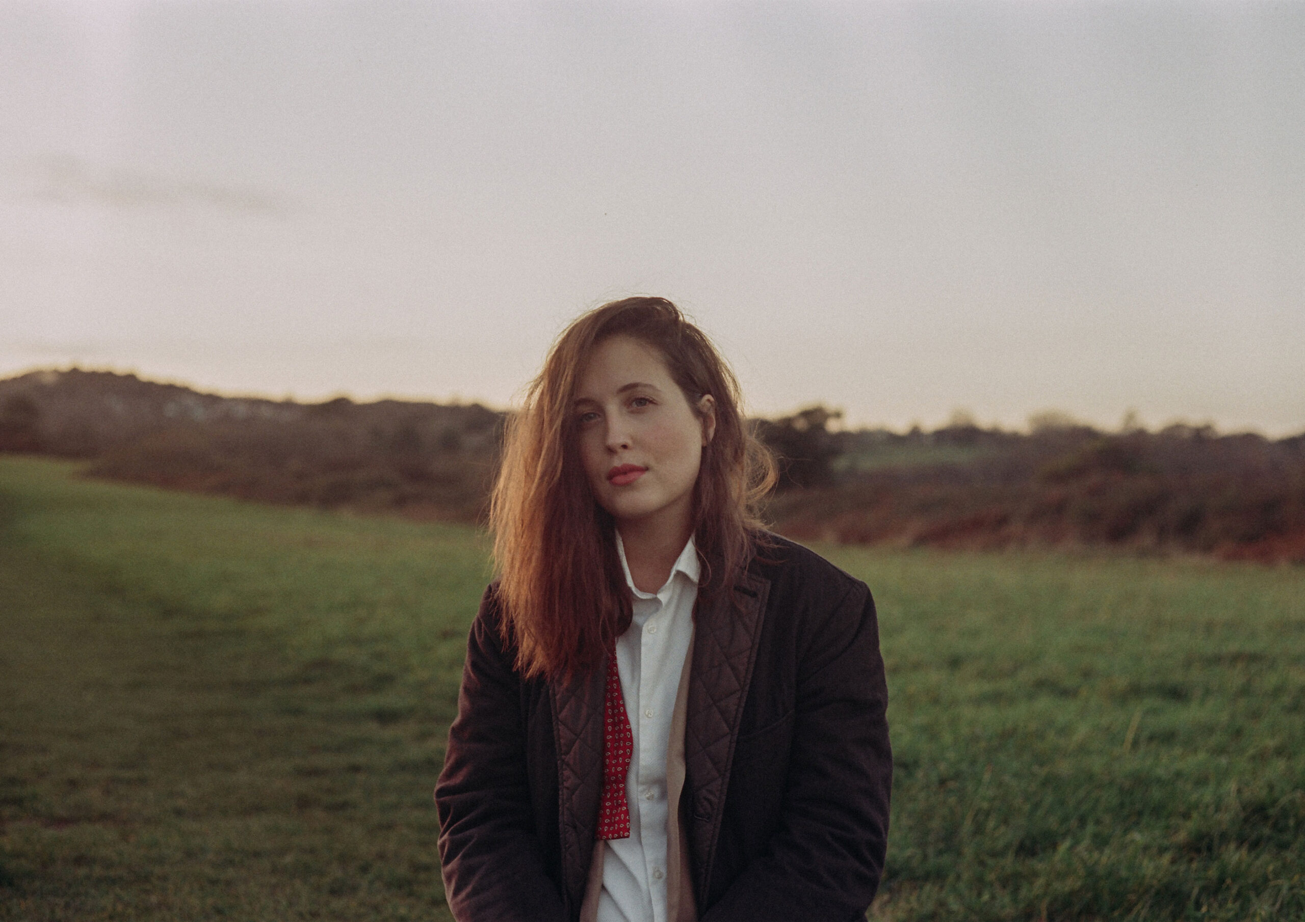 Alice Merton Unveils Vibrant New Single 'pick me up'